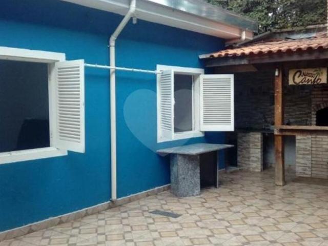 Casa térrea com 3 quartos à venda em Santa teresinha SP