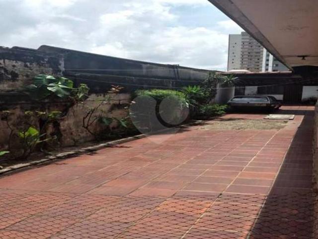Casa térrea com 3 quartos à venda em Silveira SP
