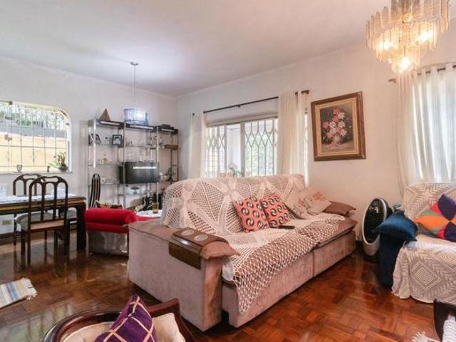 Casa térrea com 3 quartos à venda em Pacaembu SP