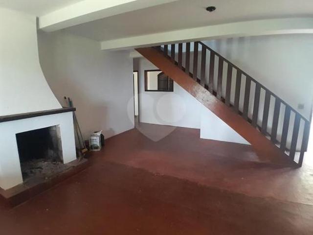 Casa térrea com 3 quartos à venda em Roseira SP