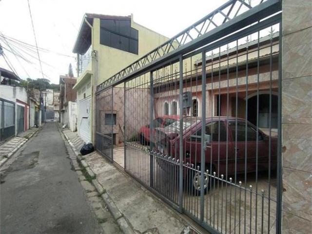 Casa térrea com 3 quartos à venda em Tremembé SP