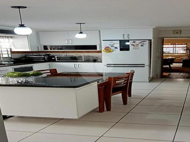 Casa térrea com 3 quartos à venda em Tremembé SP