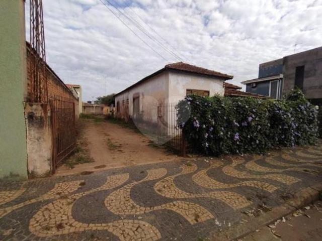 Casa térrea com 3 quartos à venda em Vila bom gosto SP
