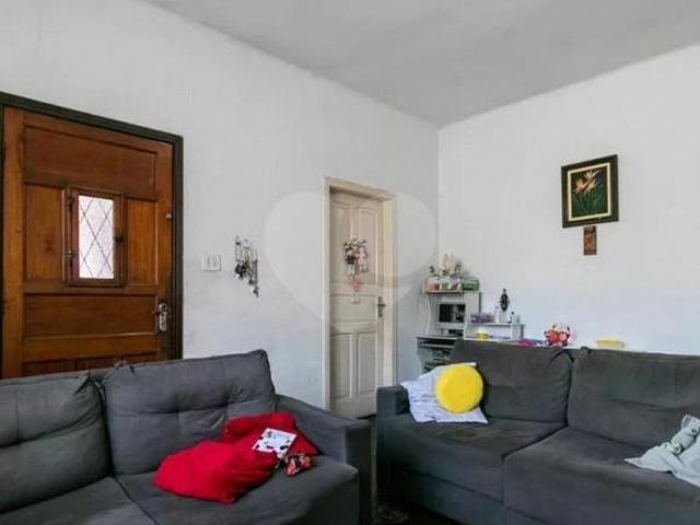 Casa térrea com 3 quartos à venda em Vila Carrão SP