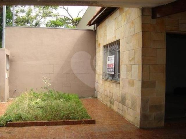 Casa térrea com 3 quartos à venda em Vila cordeiro SP
