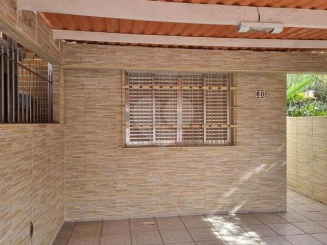 Casa térrea com 3 quartos à venda em Vila isolina mazzei SP