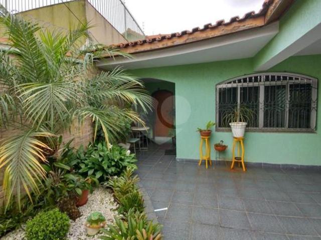 Casa térrea com 3 quartos à venda em Vila isolina mazzei SP