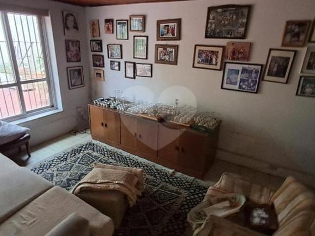 Casa térrea com 3 quartos à venda em Vila Madalena SP