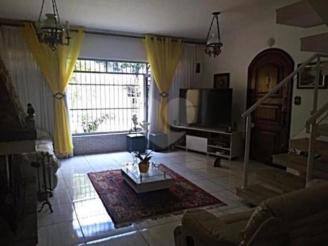 Casa térrea com 3 quartos à venda em Vila mazzei SP