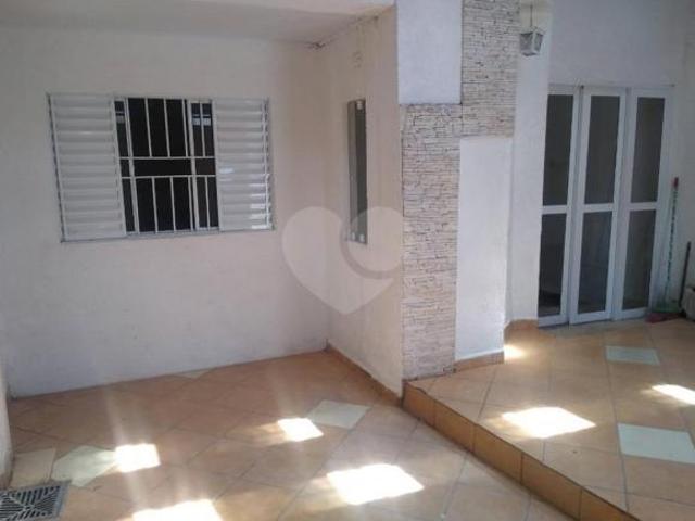 Casa térrea com 3 quartos à venda em Vila Mazzei SP