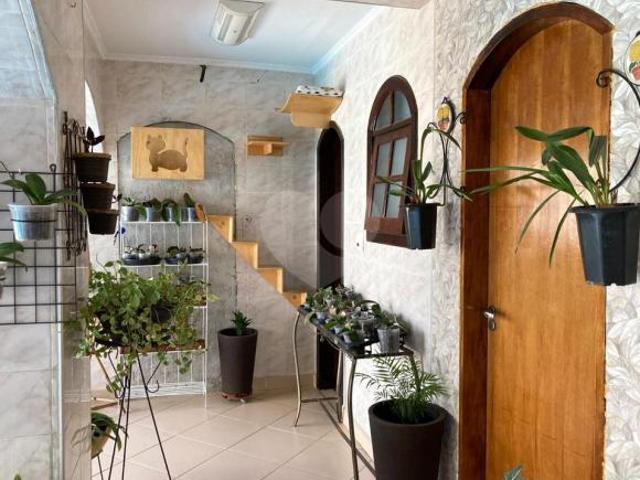 Casa térrea com 3 quartos à venda em Vila Milton SP