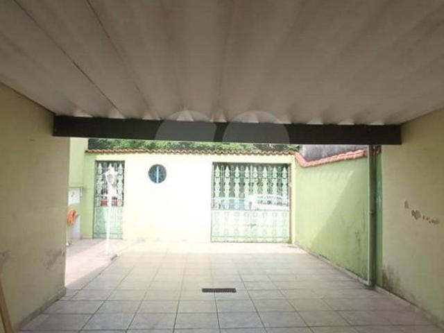 Casa térrea com 3 quartos à venda em Vila ré SP