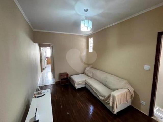 Casa térrea com 3 quartos à venda em Vila roque SP