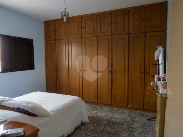 Casa térrea com 3 quartos à venda em Vila Santista SP