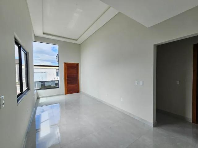 Casa térrea com 3 quartos com 1 suíte no Bela Vista