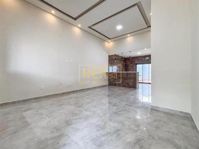 Casa térrea com 3 Quartos com 1 Suíte Residencial Girassol
