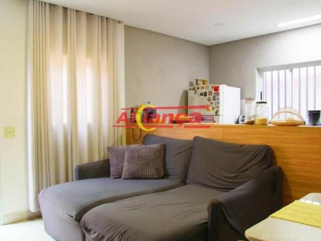 Casa térrea com 3 quartos e 2 banheiros à venda no Jardim Munhoz