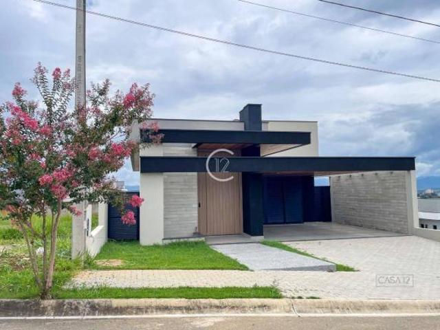 Casa térrea com 3 quartos e escritório à venda, 186 m² por R$ 1.550.000 Piedade Caçapava/SP