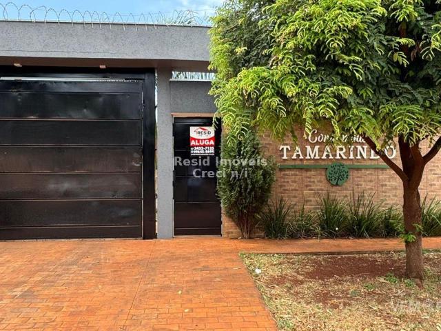 Casa Térrea com 3 Quartos para Alugar por R$ 1.600/mês