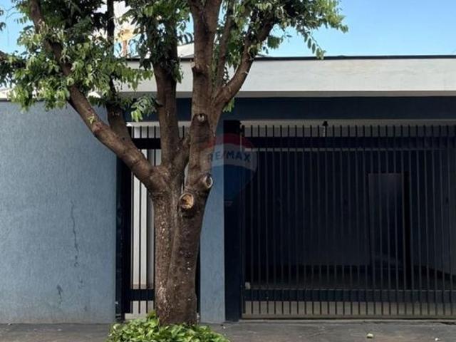 Casa térrea com 3 quartos Parque Ribeirão Preto
