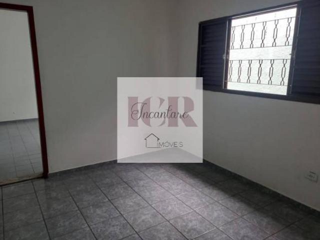 Casa térrea com 3 quartos próximo ao Tenda Itavuvu