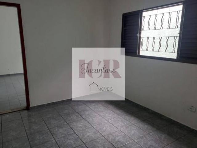 Casa térrea com 3 quartos próximo ao Tenda Itavuvu