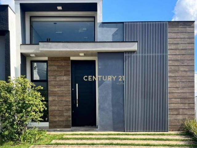Casa térrea com 3 Quartos sendo 1 suíte