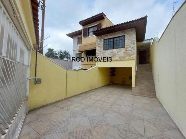 Casa Térrea com 3 quartos 1 suíte 3 vagas de garagem Jardim Bonfiglioli
