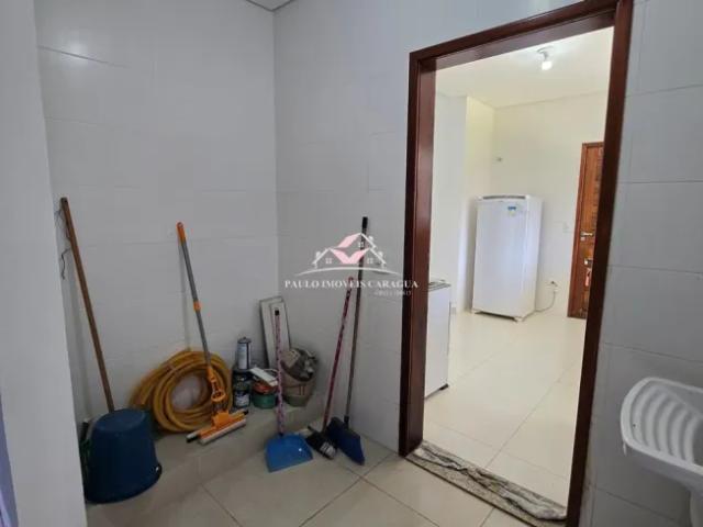 Casa térrea com 3 quartos 1 suíte a 710m da areia à venda, 145 m² Massaguaçu Caraguatatuba/SP