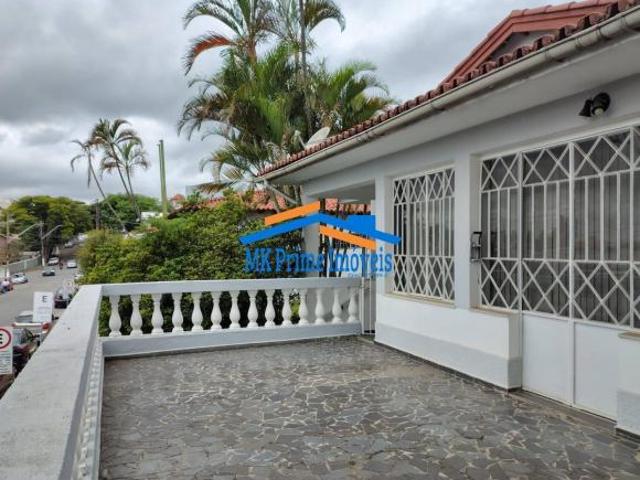 Casa térrea com 3 suítes 3 vaga terreno 500m² armários embutidos