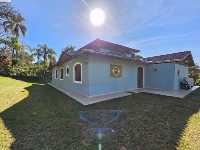 Casa Térrea com 3 Suítes