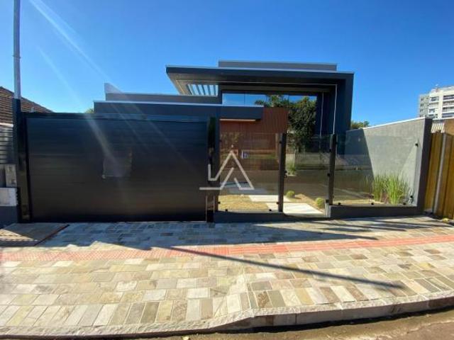 CASA TÉRREA COM 3 SUÍTES BAIRRO VERA CRUZ PRÓXIMO AO MEMORIAL VERA CRUZ