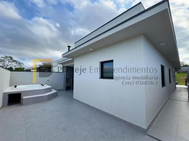 CASA TÉRREA COM 3 SUÍTES E HIDROMASSAGEM A VENDA NO RESIDENCIAL PHYTUS EM ITUPEVA