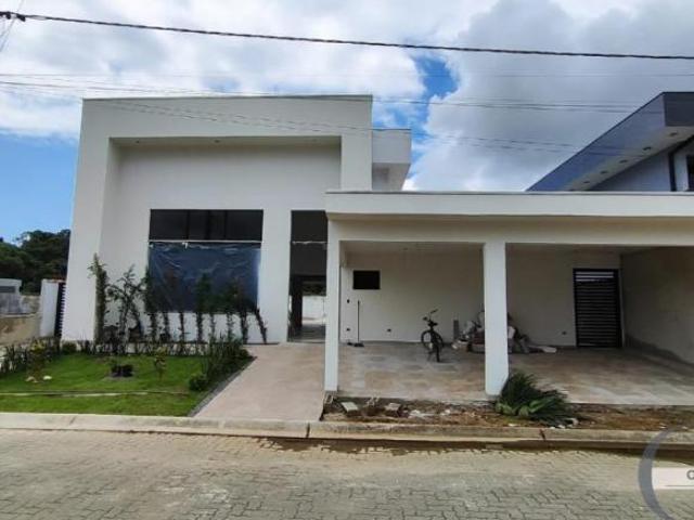 CASA TÉRREA COM 3 SUÍTES EM FASE DE ACABAMENTO NO JARDIM CAROLINA