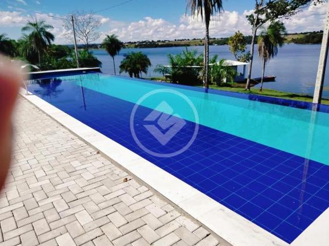 Casa Térrea com 3 Suítes no Lago do Manso – Condomínio com Lazer Completo e Acesso Náutico!
