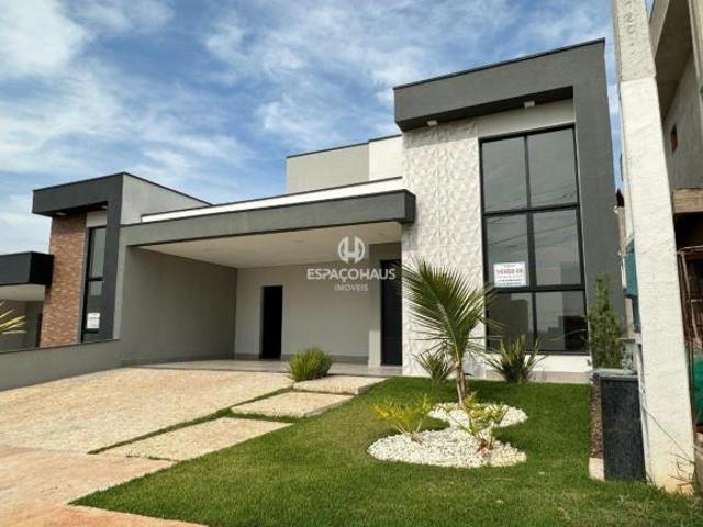 Casa térrea com 3 suítes para venda e alguel no Condomínio Jardim Piemonte em Indaiatuba/SP