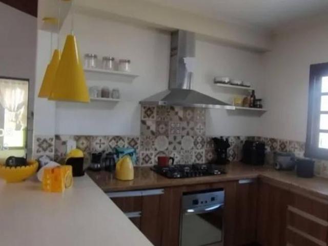 Casa Térrea com 3 suítes, Piscina, Varanda gourmet 6 vagas
