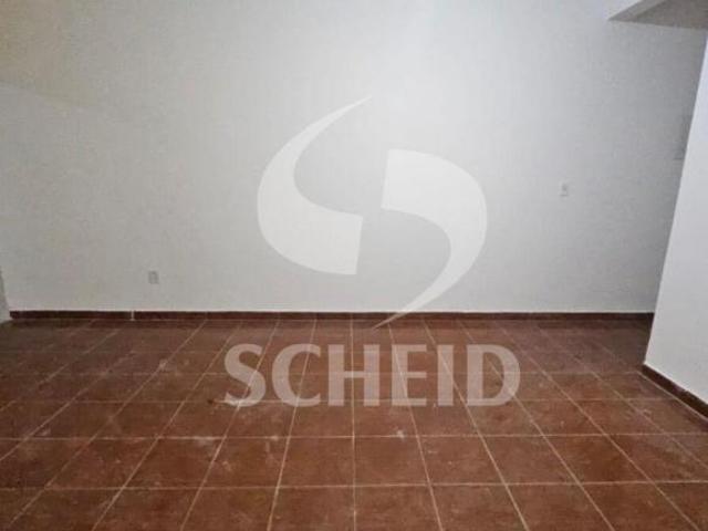Casa Térrea com 02 dormitórios, banheiro e 02 vagas