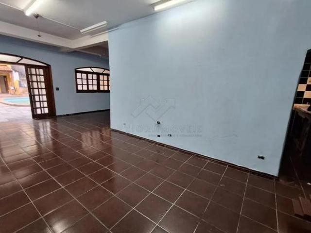 Casa térrea com 02 dormitórios para venda ou locação, 207m² na Vila Curuçá Santo André/SP