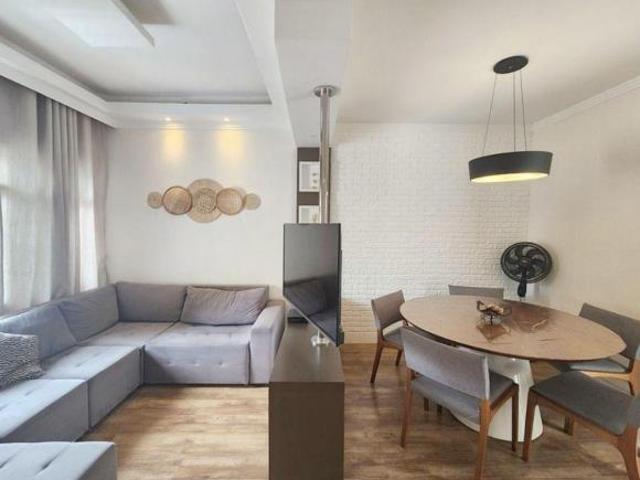Casa térrea com 02 suítes, espaço gourmet, lavabo próximo ao Metrô Vila Sônia Butantã
