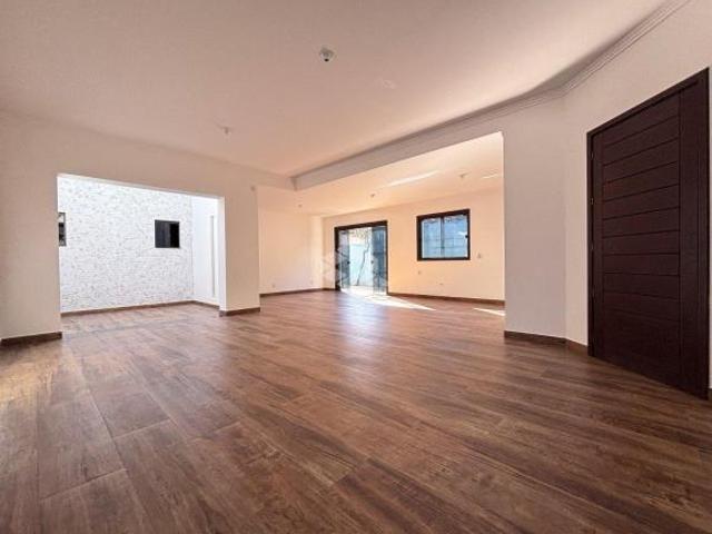 Casa terrea com 03 dormitórios sendo 01 suite no bairro Espirito Santo zona sul de Porto Alegre