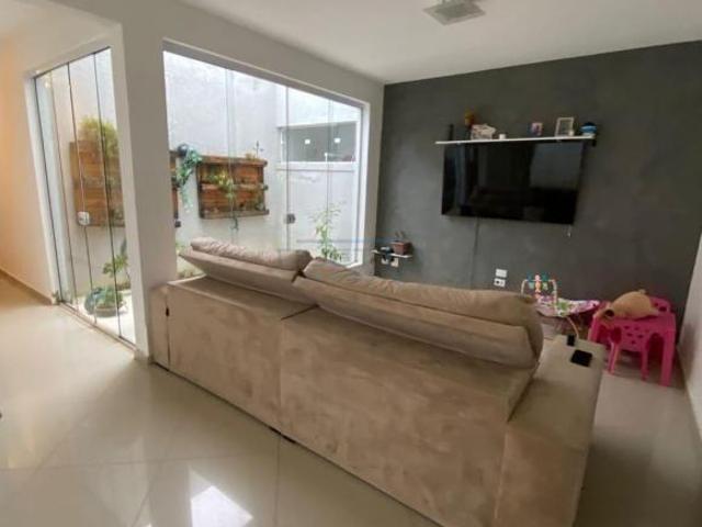 Casa térrea com 03 suítes, à venda no Residencial Mirage, Mogi das Cruzes, SP