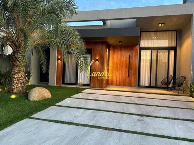 Casa térrea com 04 suítes e área construída de 155m2