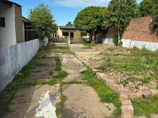 Casa térrea com 110 m² á venda com 2 quartos, 1 banheiro, amplo pátio de 434 m² no bairro Niterói
