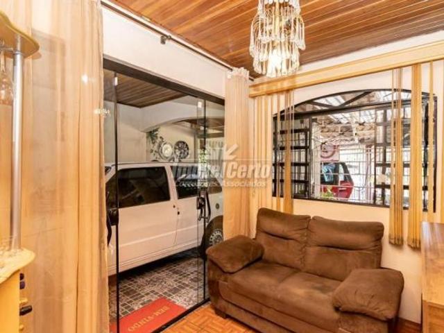 Casa térrea com 156,68m² Útil, de frente para rua