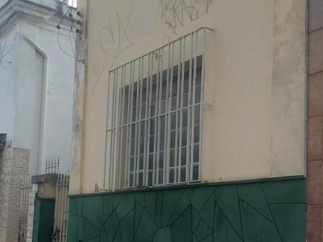 Casa térrea com 175 m2 de Terreno por 550 mil Cambuci SP