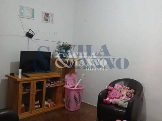 Casa térrea com 1 quarto na Vila Ema
