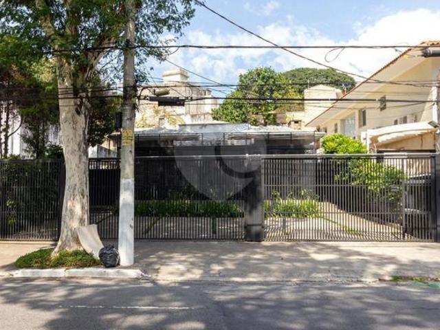 Casa térrea com 1 quartos à venda em Pacaembu SP