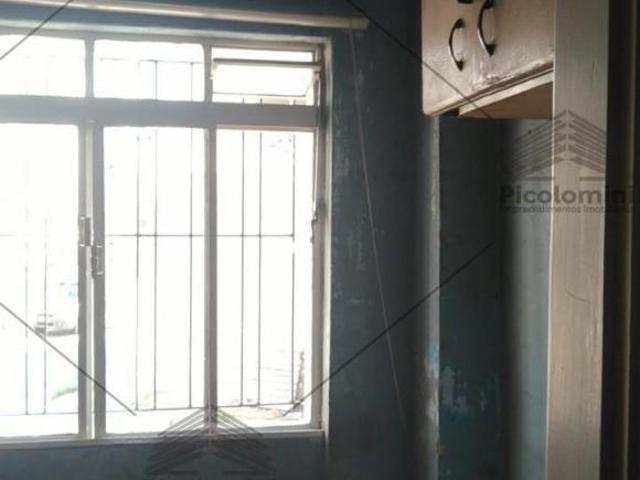Casa térrea com 200 metros área construída com 3 quartos 2 salas, 2 banheiros Vila Prudente
