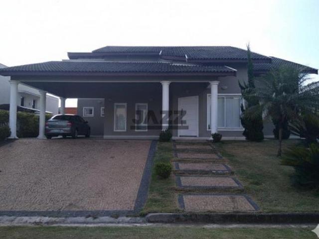 Casa Térrea com 210m² de construção e 3 Dormitórios no Condomínio Palmeiras Imperiais Salto/SP